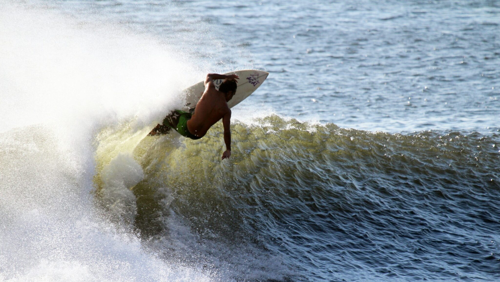 Indonesia Surf Guide 2026 | Your Complete Surf Travel Guide