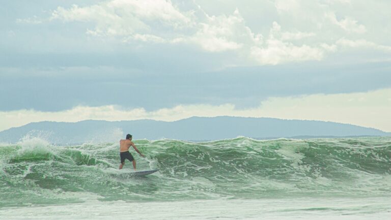 Where Can I Surf In Costa Rica - Surf The Best Spots This Year